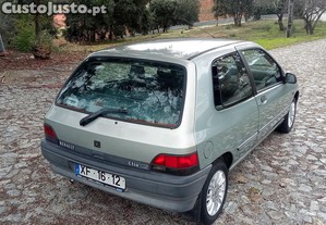 Renault Clio 74.000 Klm Reais Novembro/91 | Carros - Citadino, à venda ...