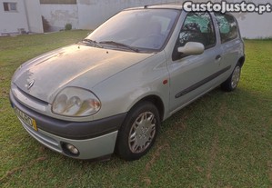 Renault Clio 1.2 Fevereiro/01 | Carros - Utilitário, à venda | Porto ...