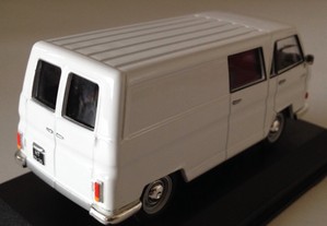 * Miniatura 1:43 Mercedes Benz N-1000 (1977) Queridos Carros ...