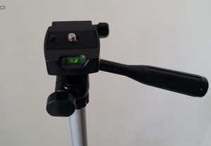 Tripé Para Máquina Fotográfica Ou Filmar - Nº 2 | TV, Áudio e ...