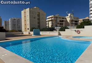 Apartamento T2 Armação De Pêra - Piscina E Garagem | Casas de férias ...