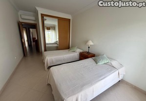 Apartamento T2 Armação De Pêra - Piscina E Garagem | Casas de férias ...