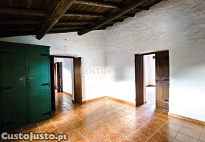 Moradia Tipica Alentejana A 15minutos De Évora | Moradias, T6 ou maior ...