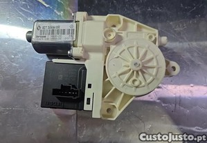 Motor Do Elevador Vidro Trás Dto 827306548r - Renault Megane Iii ...