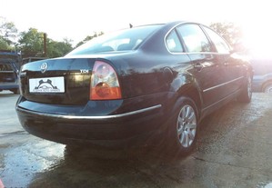 Vw Passat 1.9 Tdi B5 2004, 1.6i 2005 Para Peças | Peças e acessórios ...