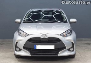 Toyota Yaris 1.5 Hdf Comfort Plus Apenas 35.000km Dezembro/24 | Carros ...