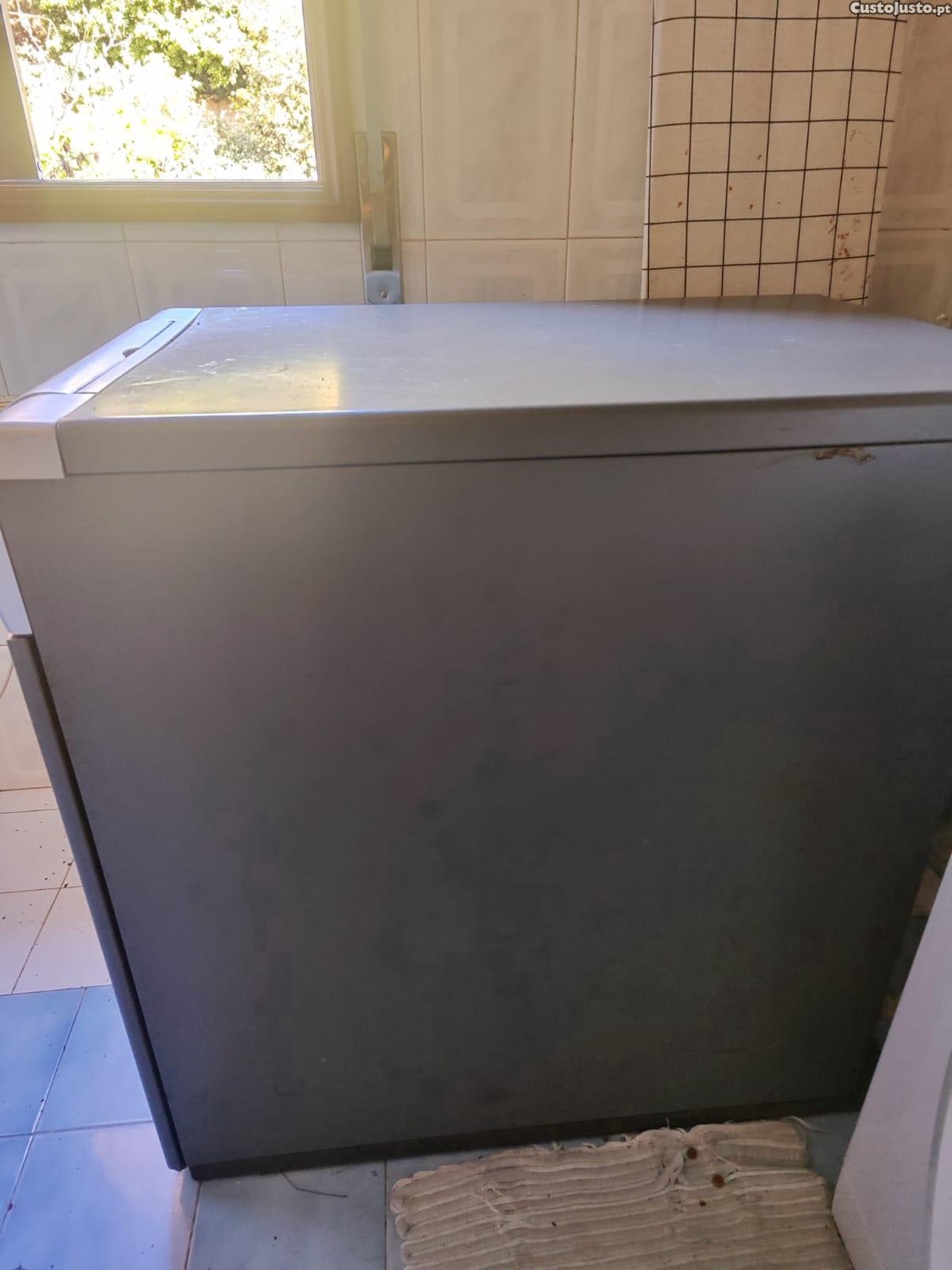 Caldeira Em Óptimo Estado De Conservação A Trabalhar A ...