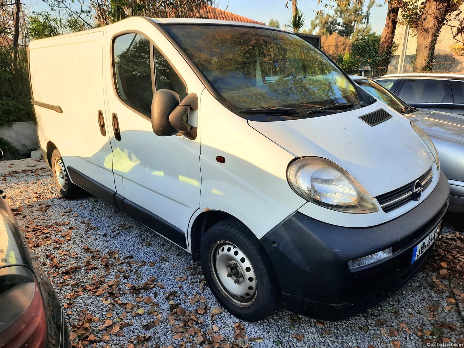 Opel Vivaro 1.9 Dti | Ligeiro mercadorias, à venda | Braga | 44520864 ...