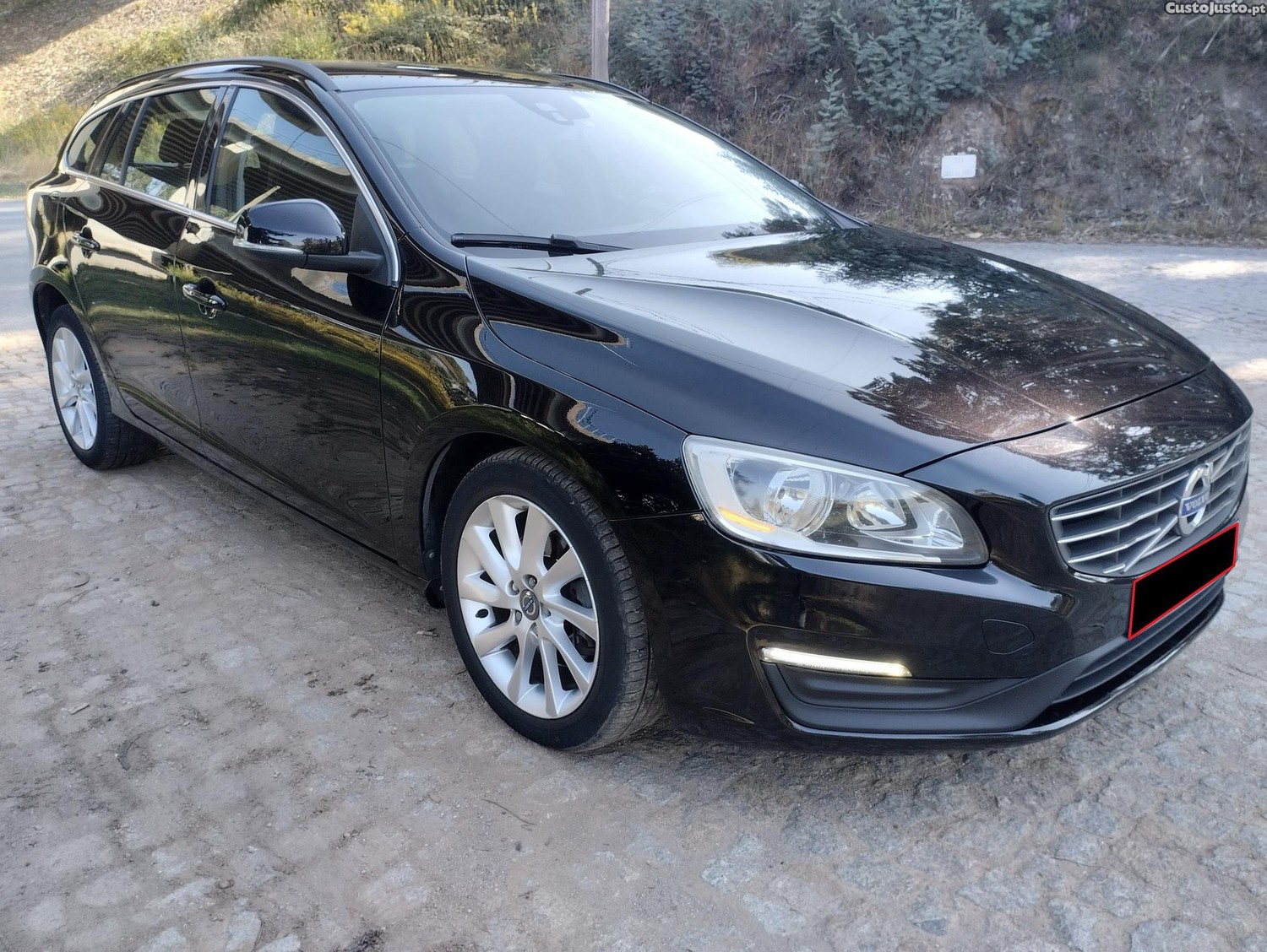 Volvo V60 2.0 D4 181cv Momentum Geartronic - Full Extras - C/ Garantia ...