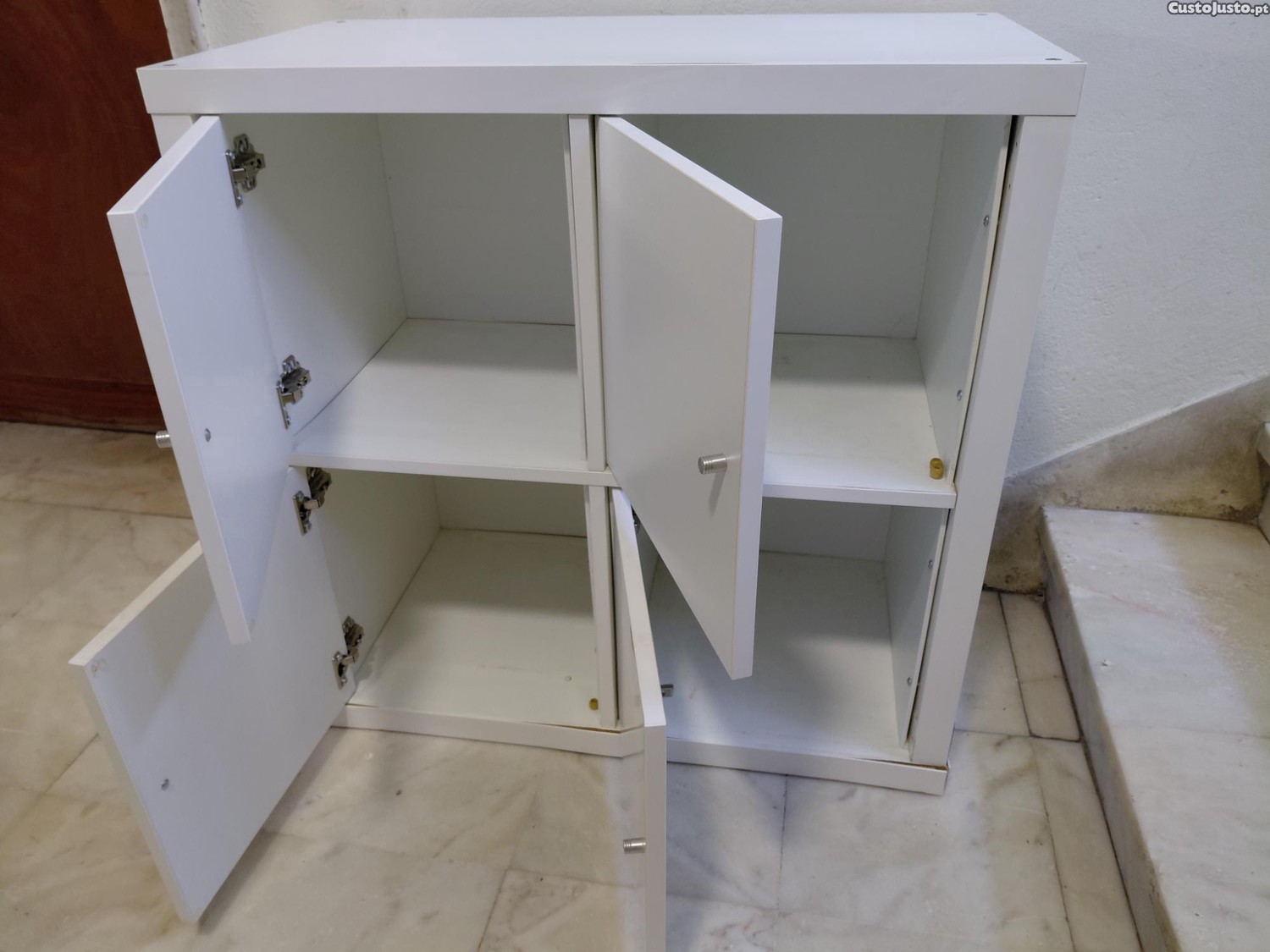 Móvel Para Arrumações Em Madeira Com 4 Portas | Móveis e Decoração, à ...