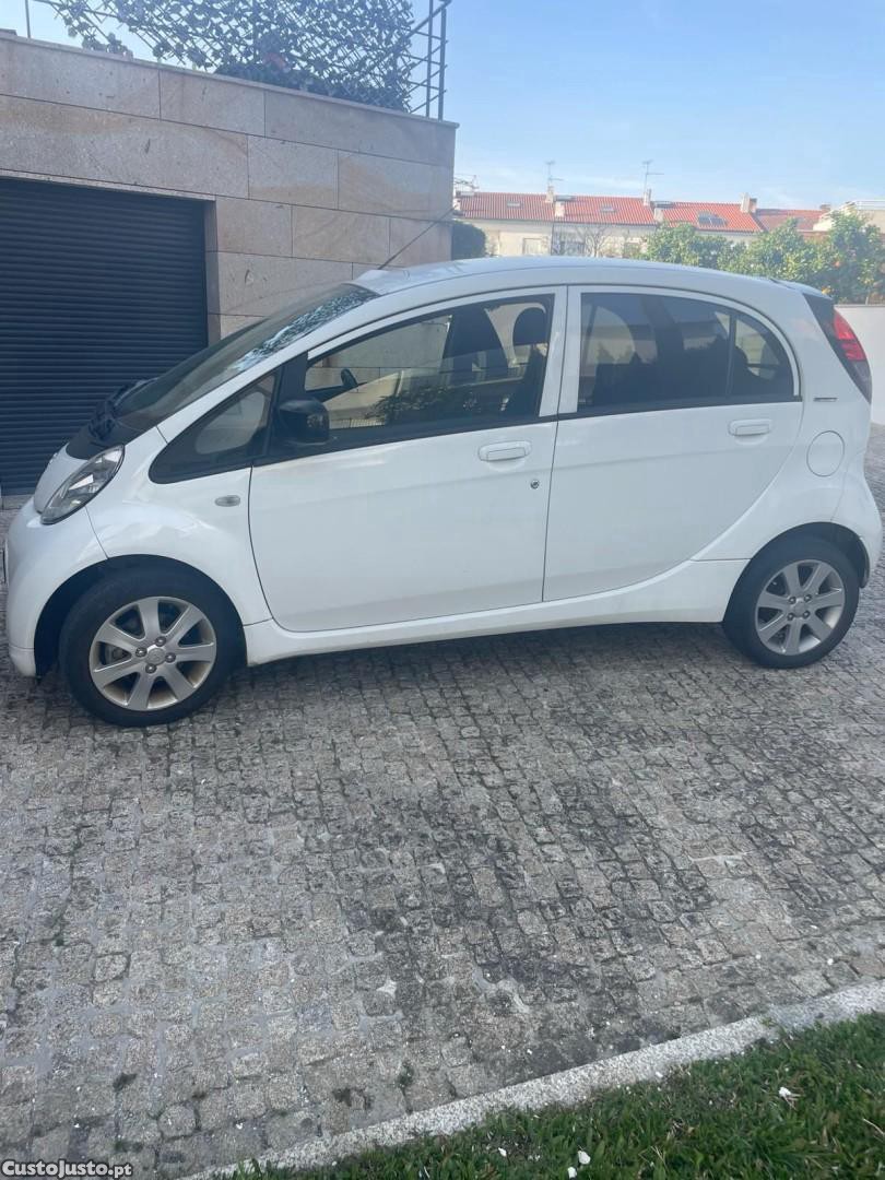 Peugeot Ion Standard Julho/13 | Carros - Utilitário, à venda | Viana do ...