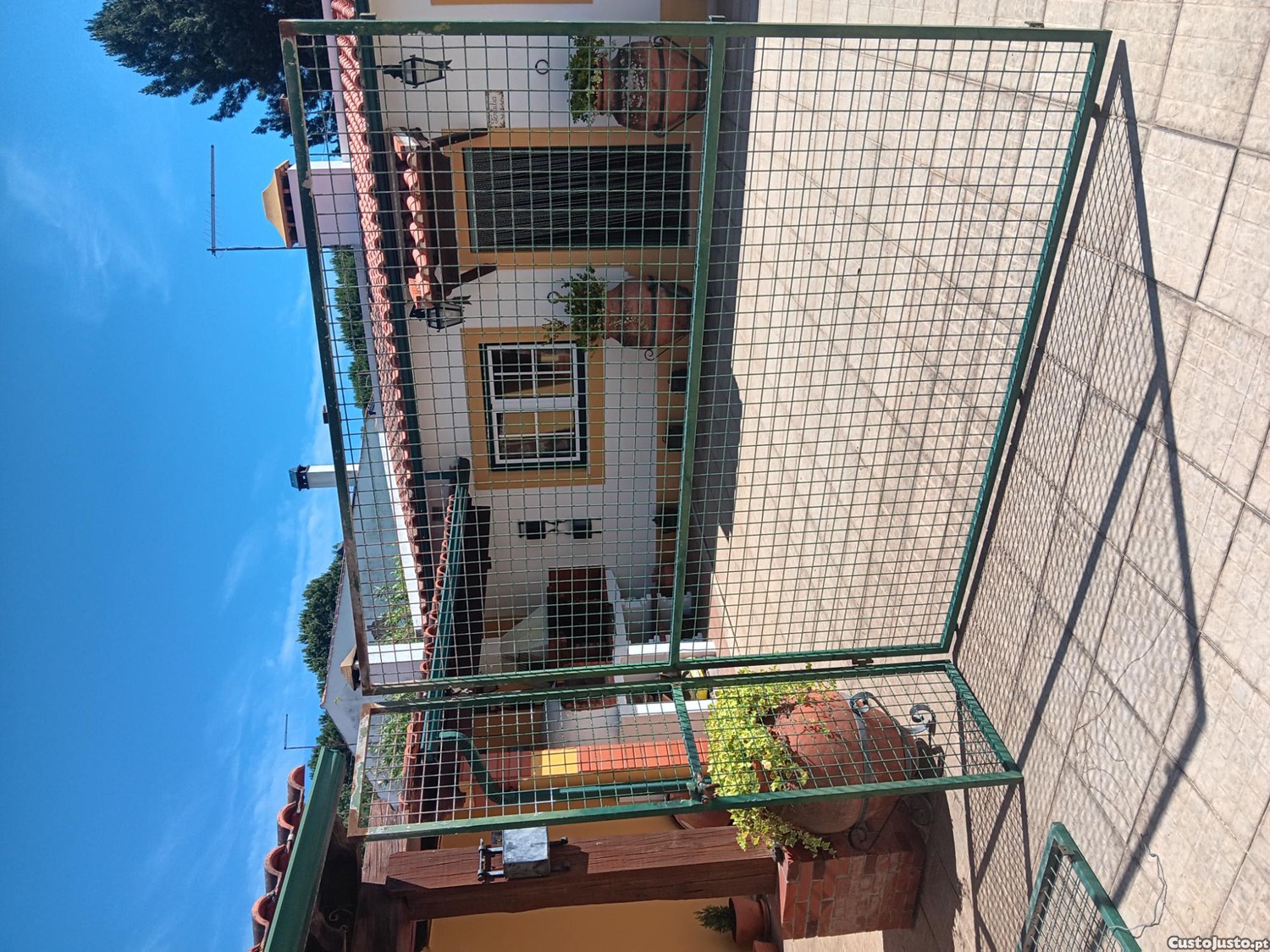 Grades Ferro/rede ( 2 Com 207x97) E Outra Grade Com Porta ( 1-207/213 X ...