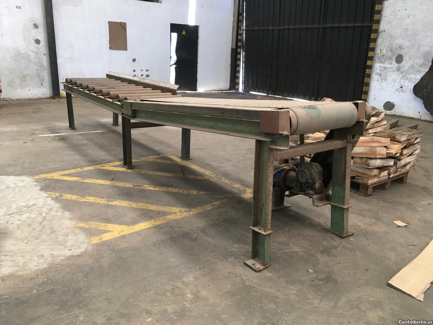 Tapete Transportador De Rolos E Lona | Equipamento Industrial, à venda ...