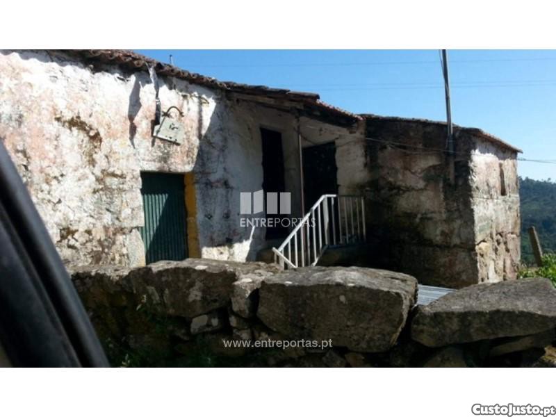 Casa Rústica T1 Marco De Canaveses | Terrenos e Quintas, à venda ...