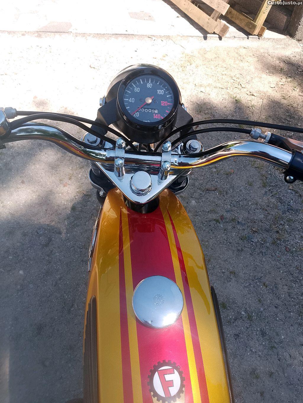 Famel Xf-17 | Ciclomotor, à venda | Braga | 44228985 | CustoJusto.pt